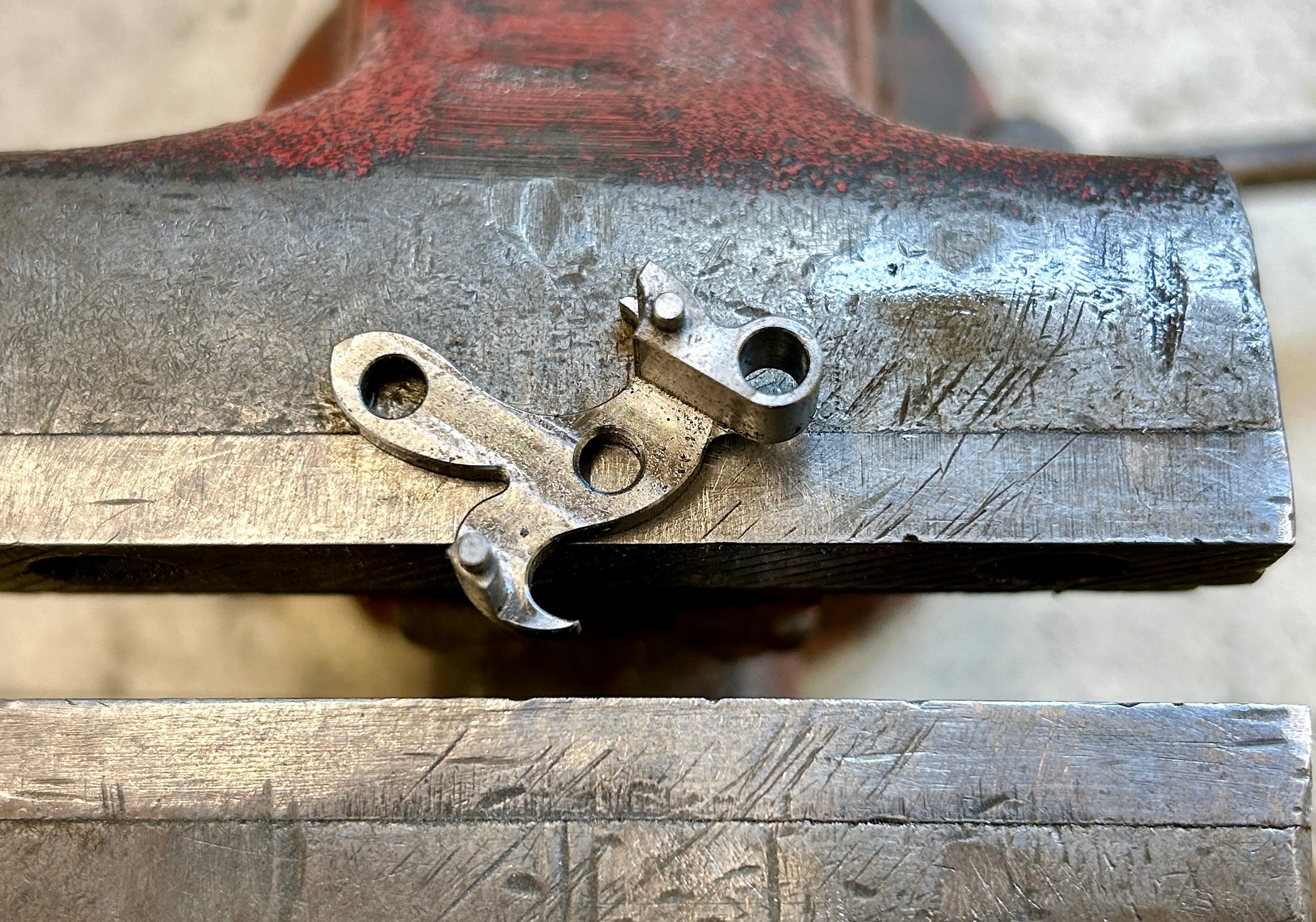 Round-Faced English Lock Bridle – Kibler's Longrifles